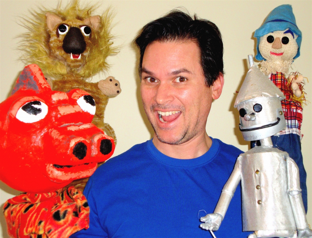07/11/2022 | Amazing Clark Puppets (All Ages) | Hamburg Township Library