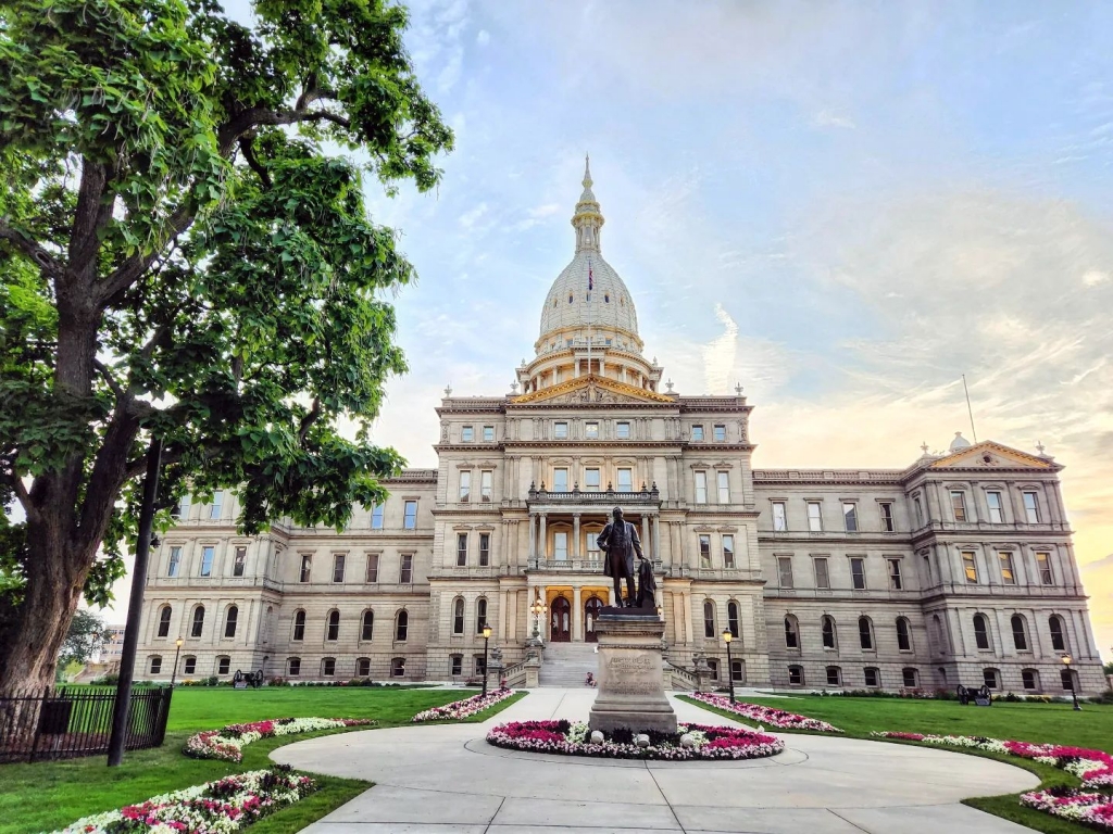 11/02/2023 | Michigan Architecture Series: E.E. Myers: America's ...