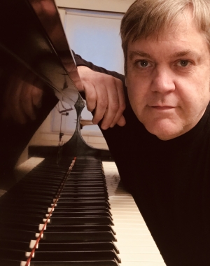 11/26/2023 | Holiday Kick-Off Concert with Dan Kennedy | Nevins ...