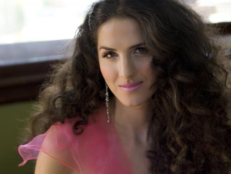 Laila Biali | Jazz Piano and vocals – Biography, Albums & More | All ...