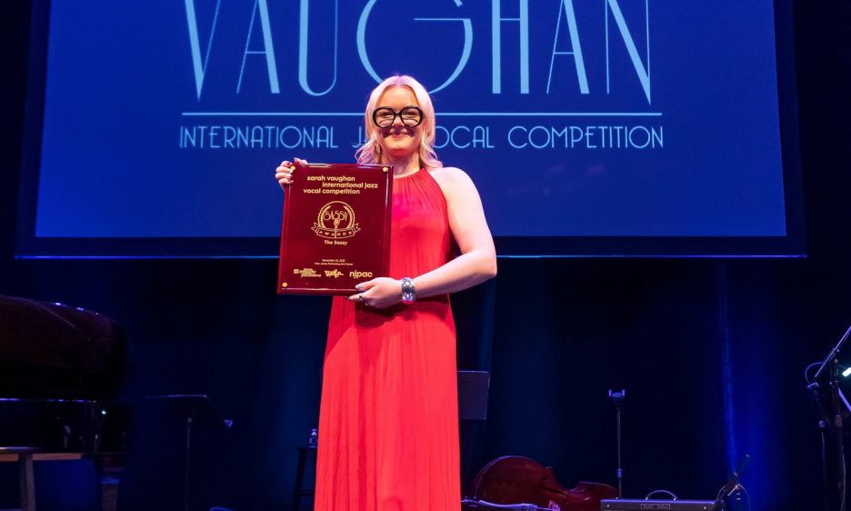 Introducing Vocalist Kate Kortum article @ All About Jazz