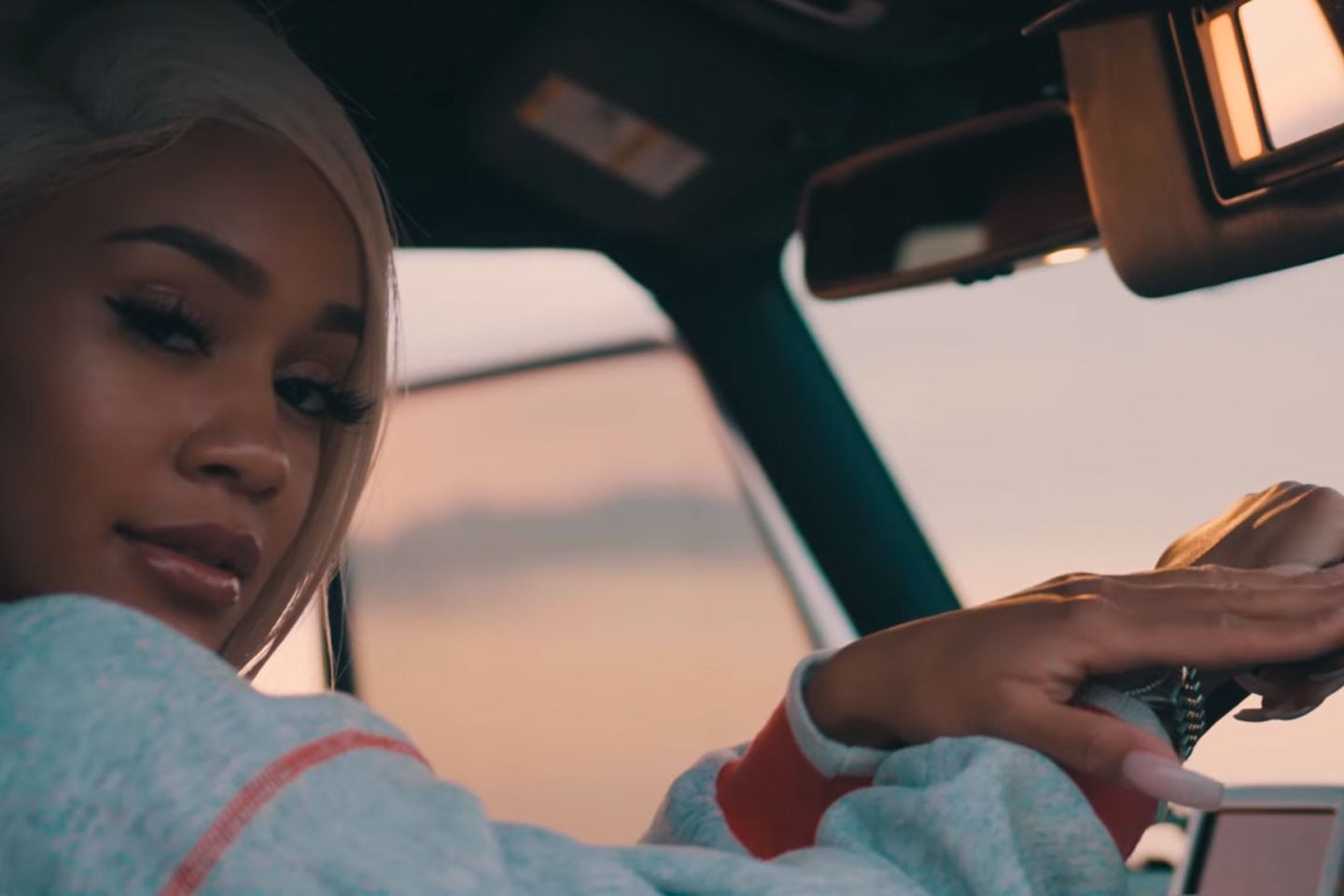 The Ultimate Tour Bus Driver Career Guide - Yellowbrick