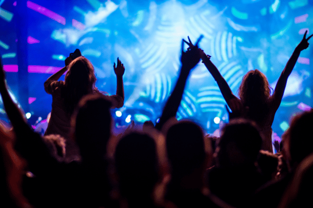 Top 10 Iconic 1970s Protest Songs - Yellowbrick