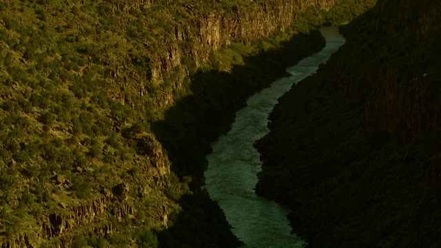Painting Taos; 4; Chama Train - American Archive of Public Broadcasting