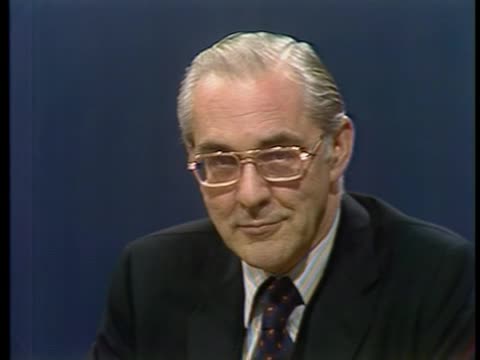 Washington Week In Review; 427 - American Archive of Public Broadcasting