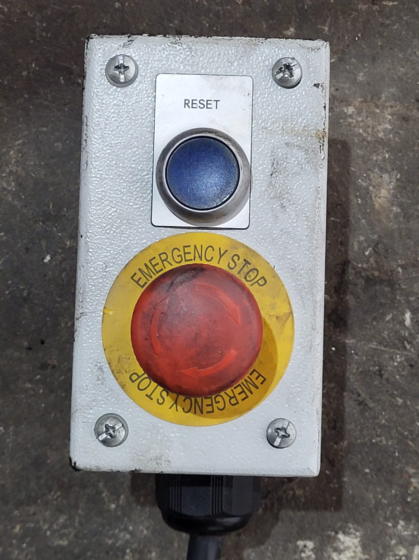 8" Modern 8S Tube Cut-Off AM23483 - AM Industrial