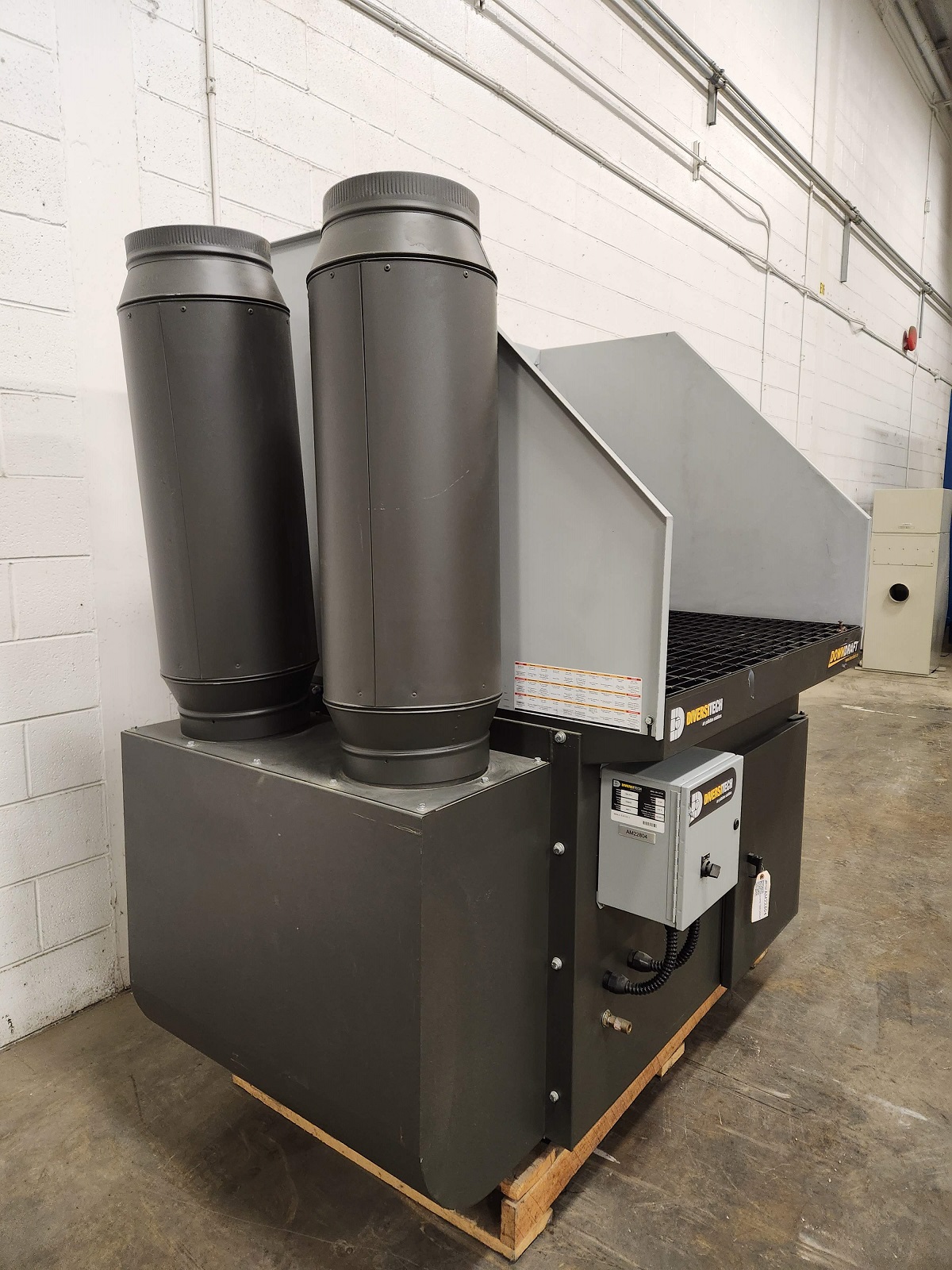 3,000 cfm Diversitech DD-3X4 Downdraft Table Dust Collector AM22804 ...