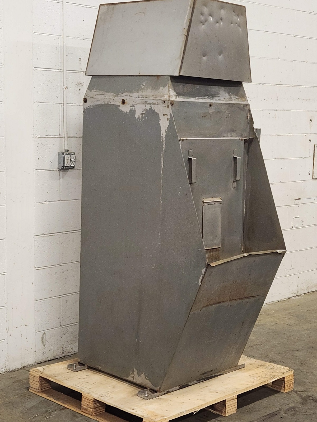 1,750 cfm Cat C-5 Wet Type Dust Collector AM22800 - AM Industrial