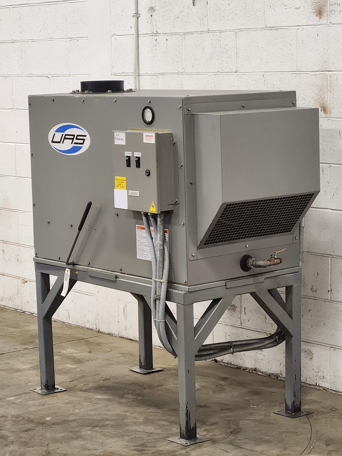 1,500 cfm Dust-Hog / UAS VF-1500 Cartridge Dust Collector AM22760 - AM ...