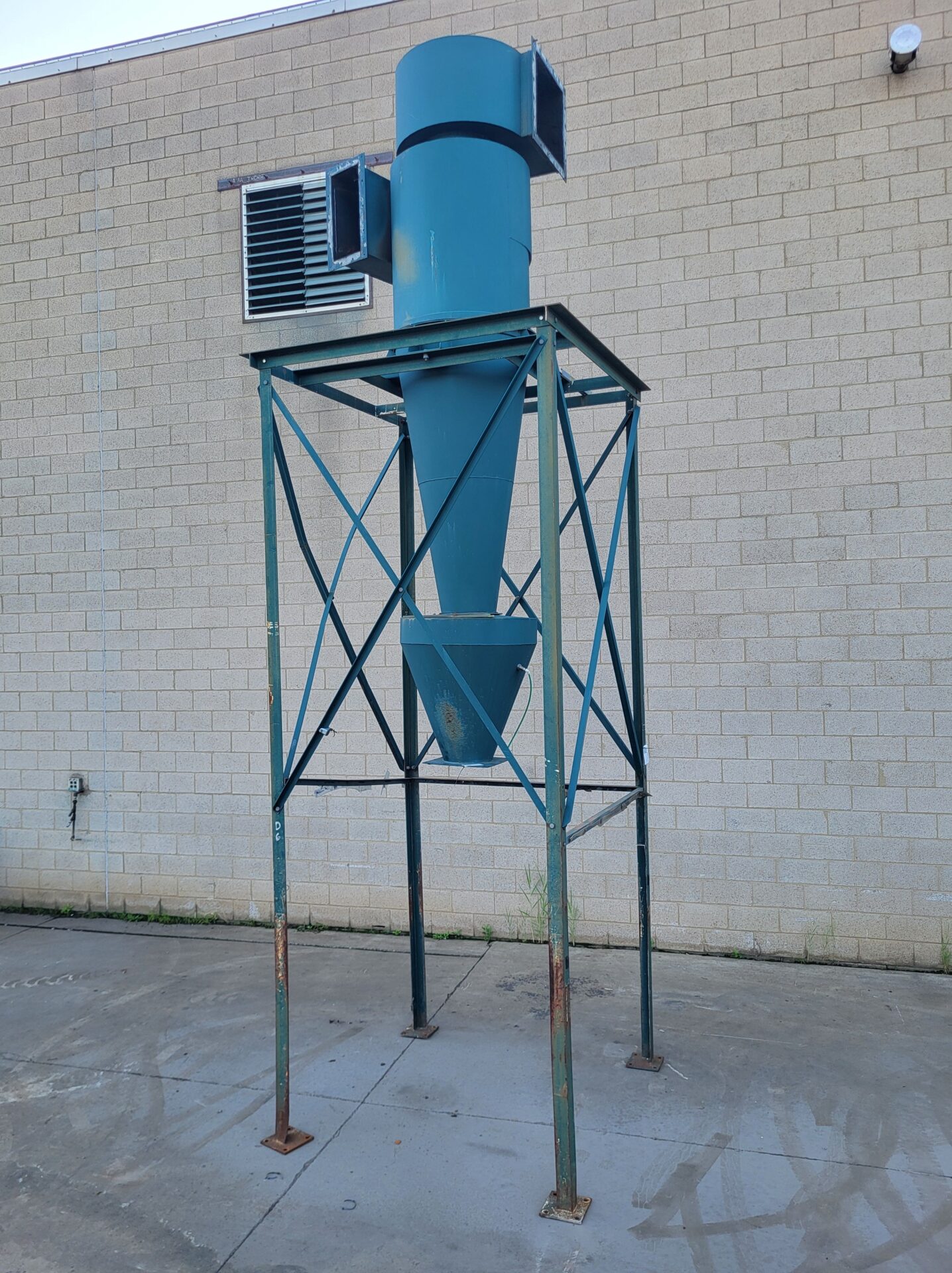 4,500 cfm Camfil Farr 28 Cyclone Dust Collector AM23414 - AM Industrial