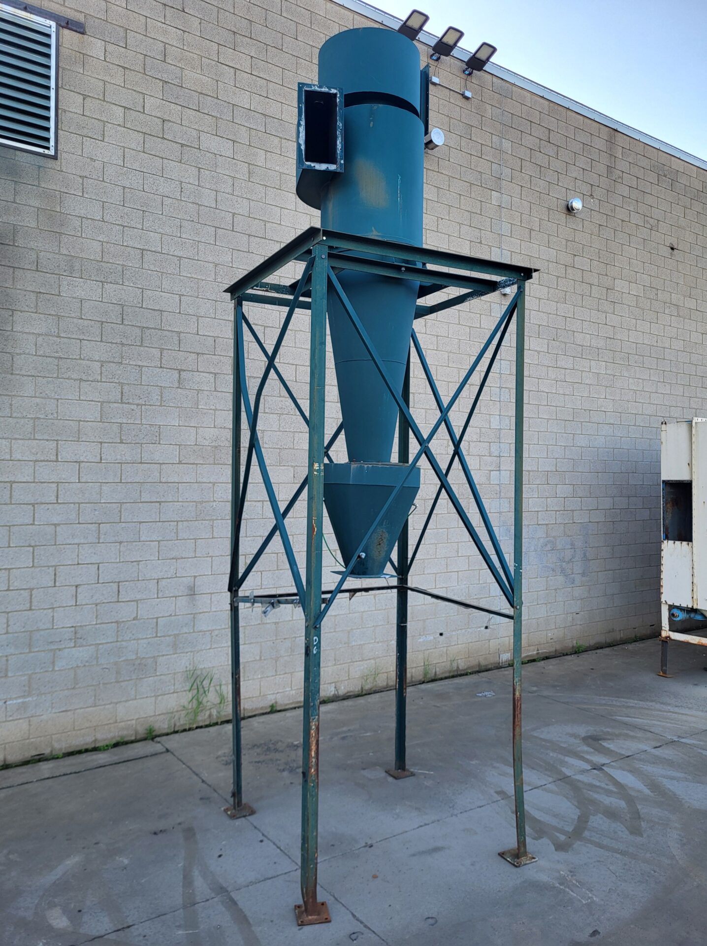 4,500 cfm Camfil Farr 28 Cyclone Dust Collector AM23414 - AM Industrial