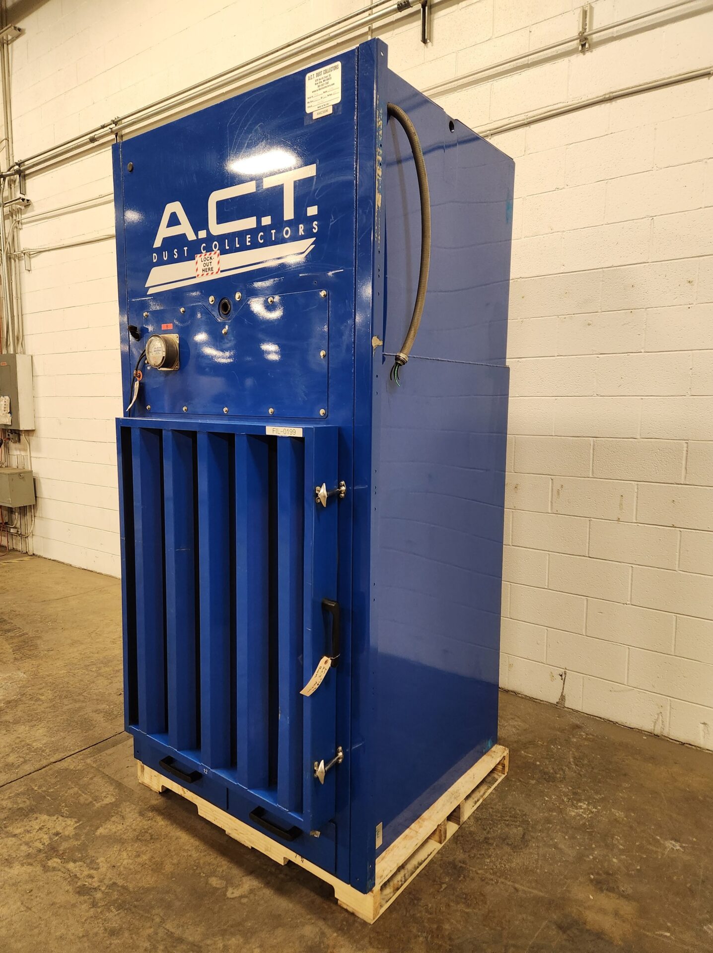 5,400 cfm ACT Action Booth & Backdraft Dust Collector AM23896 - AM ...
