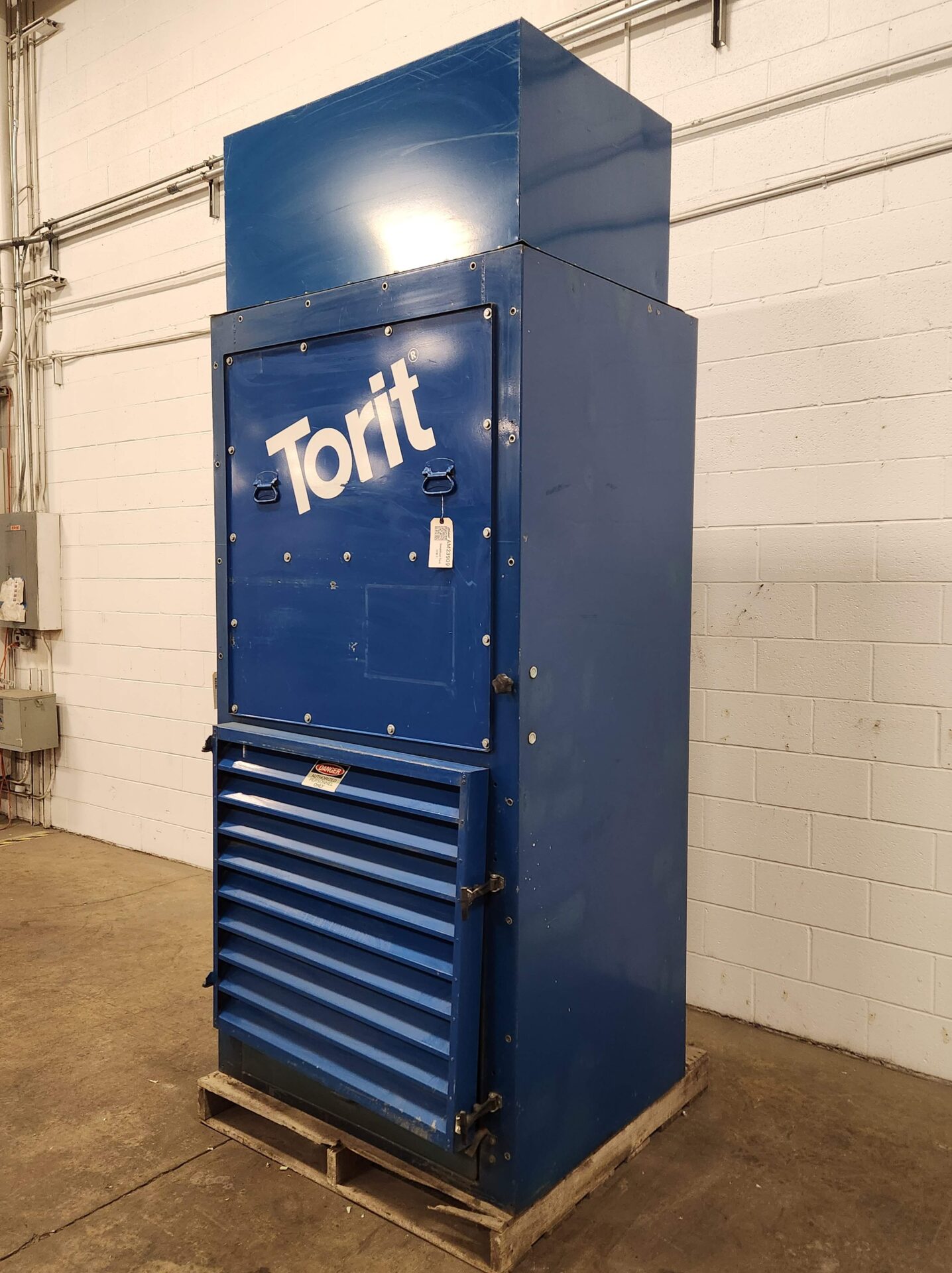4,500 cfm Donaldson Torit ECB-1 Booth & Backdraft Dust Collector ...