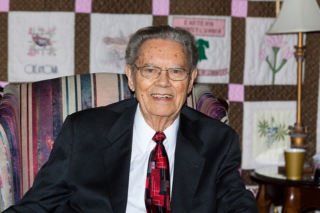 Dr. Robert Nicholson, president emeritus, passes away - The Andersonian