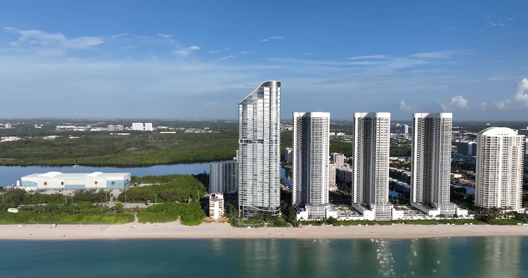 The Horizon Suite – Sunrise Serenade by LRB Design | The Architectural ...