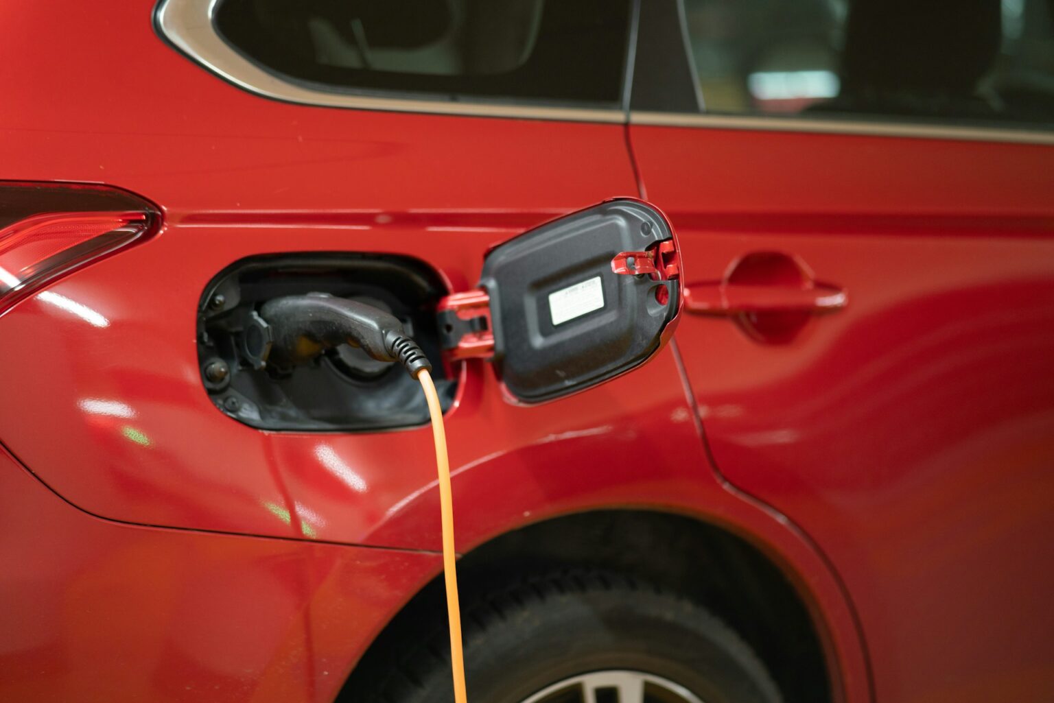 EV Parking Demystified: A Guide for US Drivers