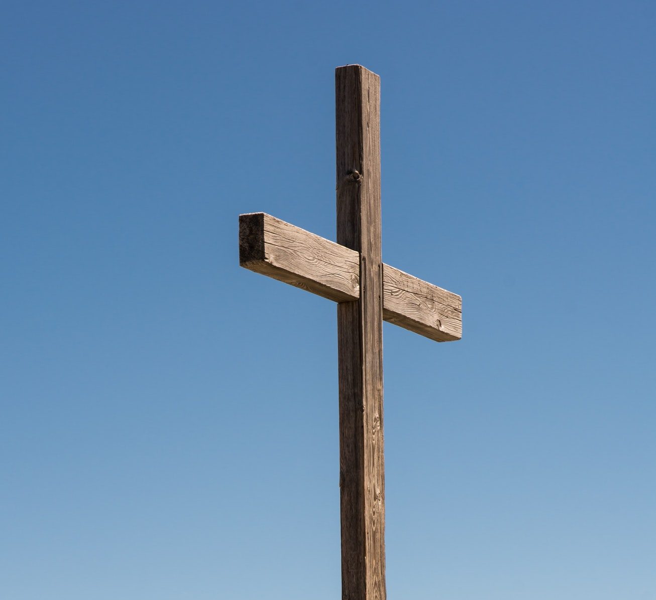 The Two-Sided Cross – Arab Church of Christ