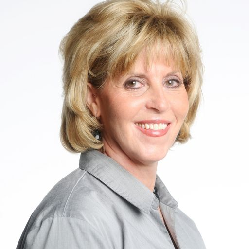 Amy Loader's Instagram, Twitter & Facebook on IDCrawl