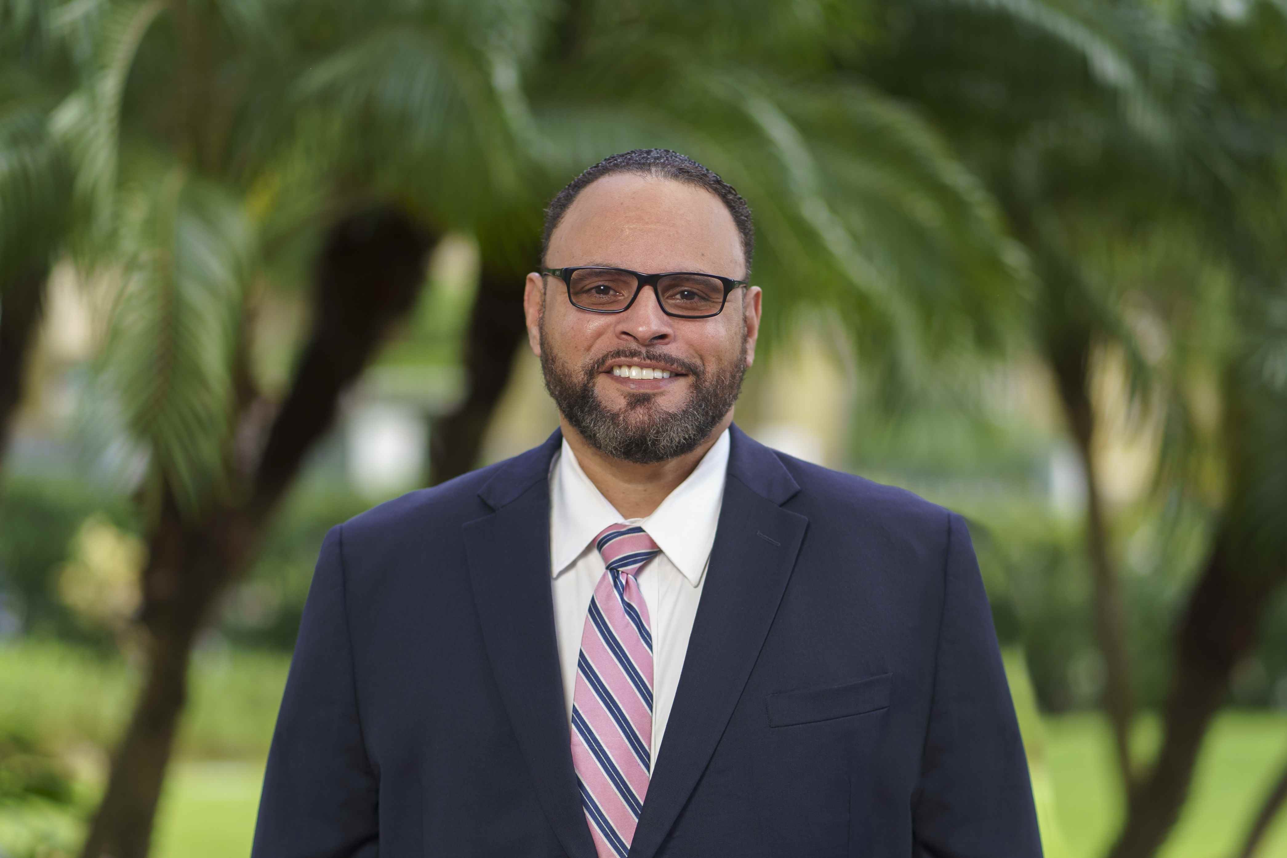 Alex Amparo - El Nuevo Día