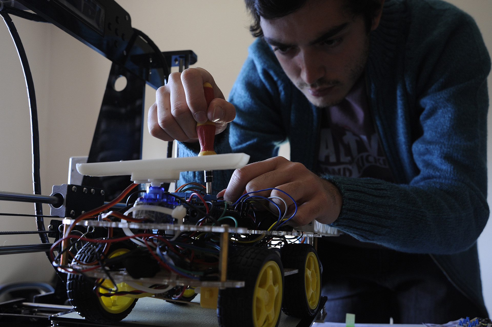 De Mendoza a la NASA: Marcos Bruno, el joven argentino que inventó un ...
