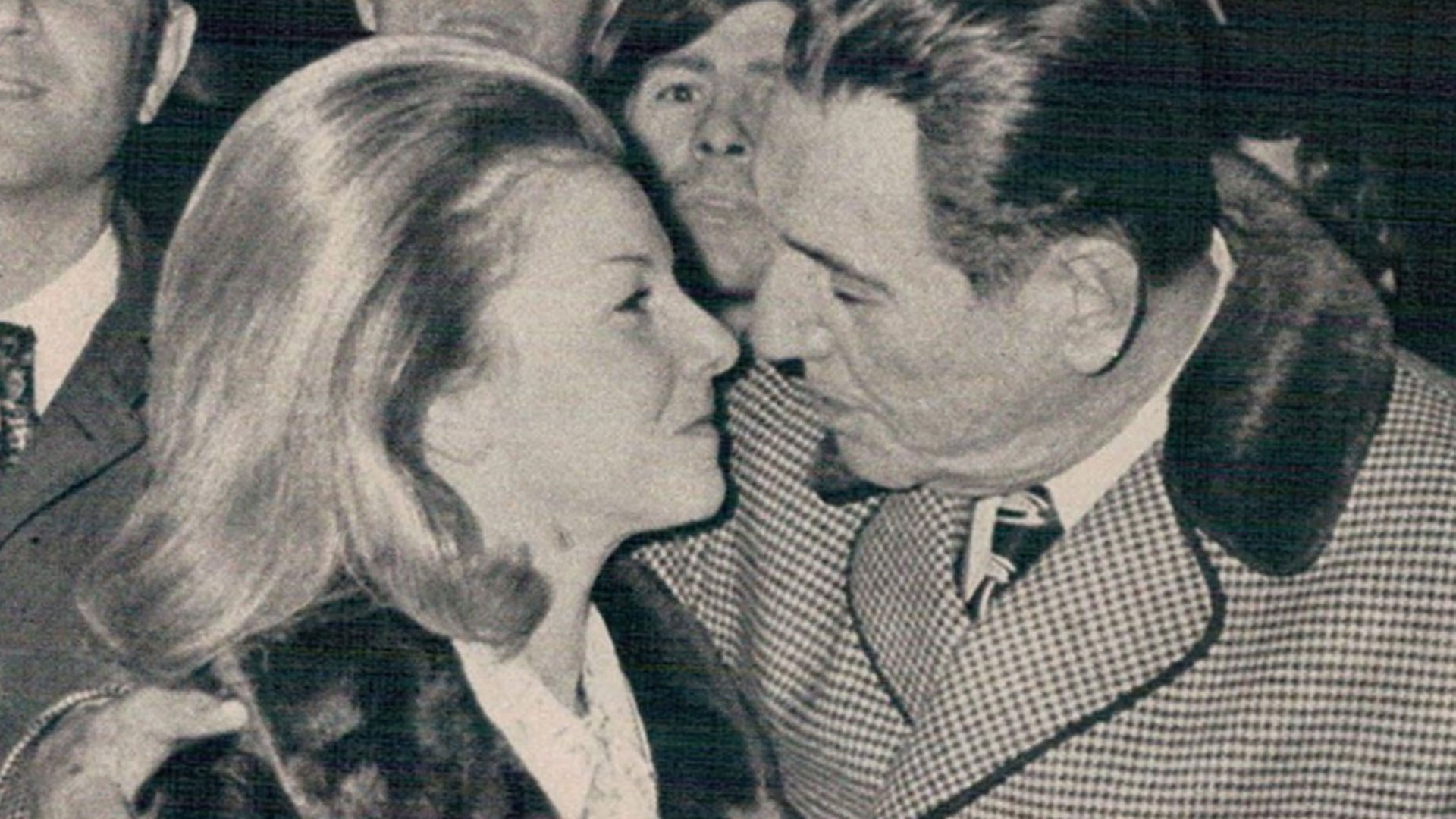 Las seis mujeres que marcaron la vida de Perón (2022)