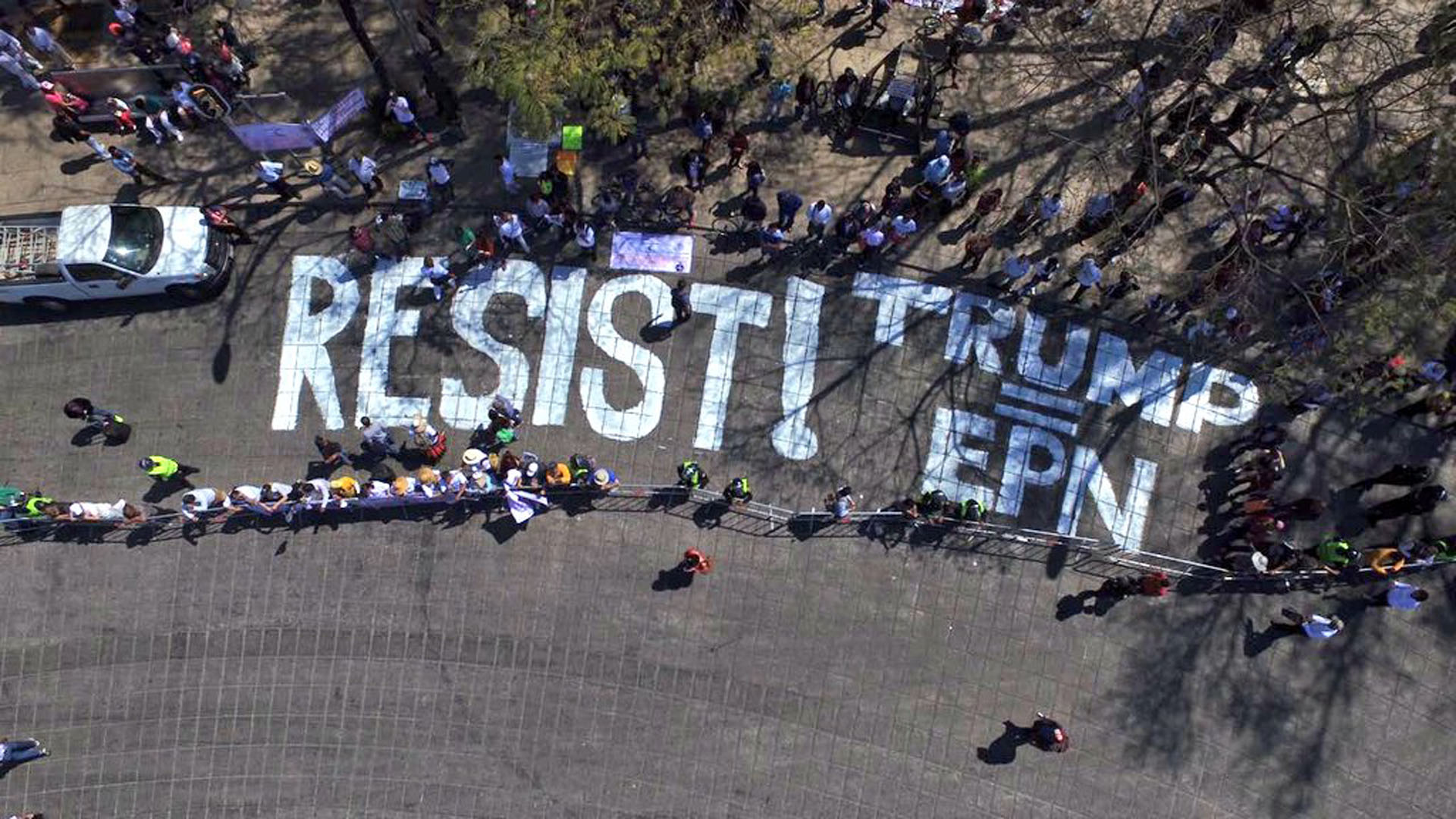10 imágenes de la protesta «Vibra México» – jrolofer.wordpress.com