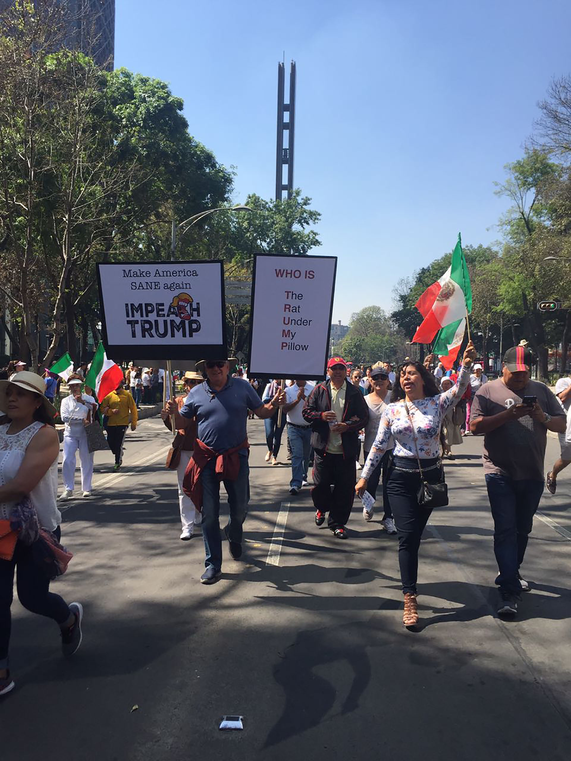 10 imágenes de la protesta «Vibra México» – jrolofer.wordpress.com