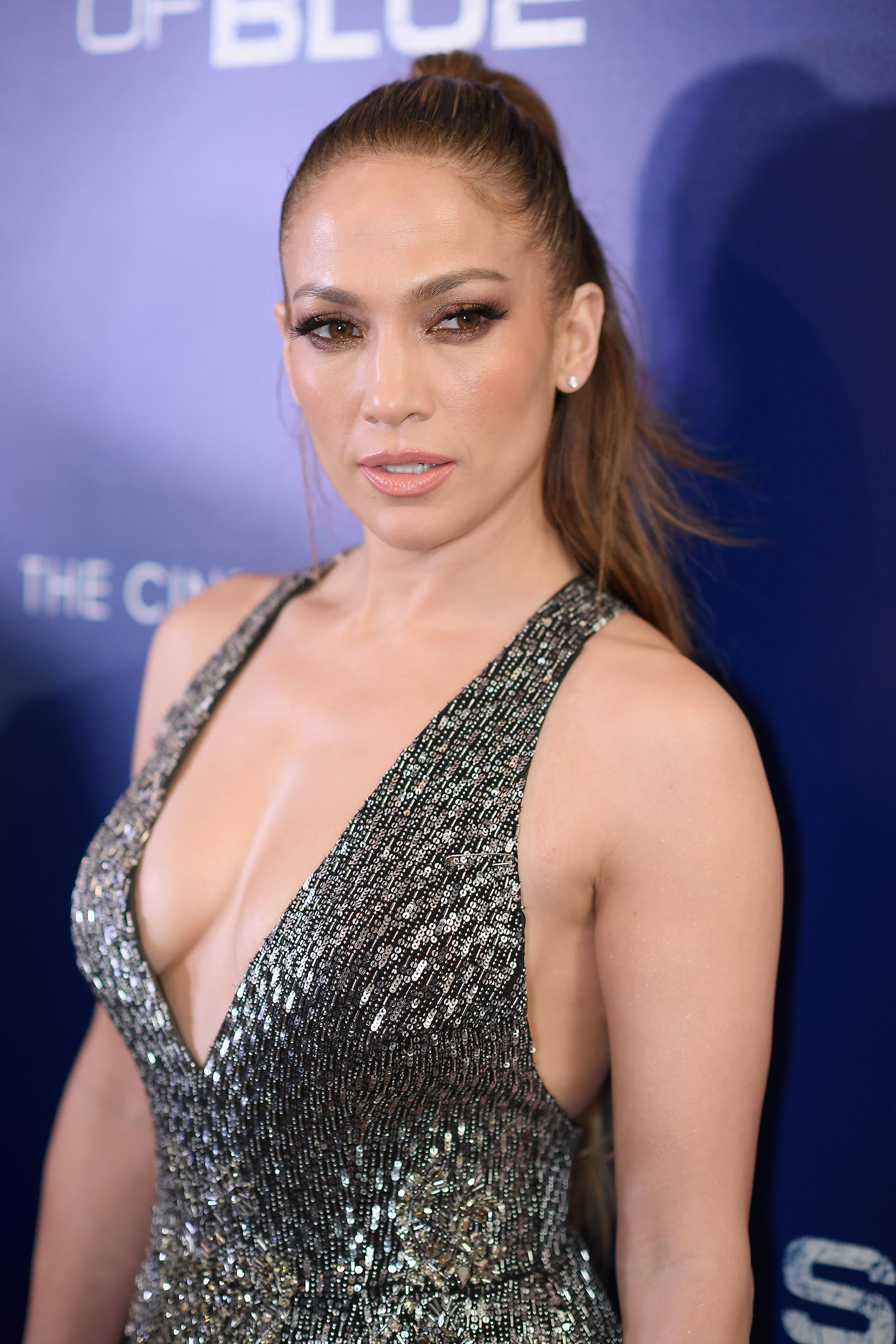 El Eterno Y Sensual Estilo De Jennifer Lopez Infobae