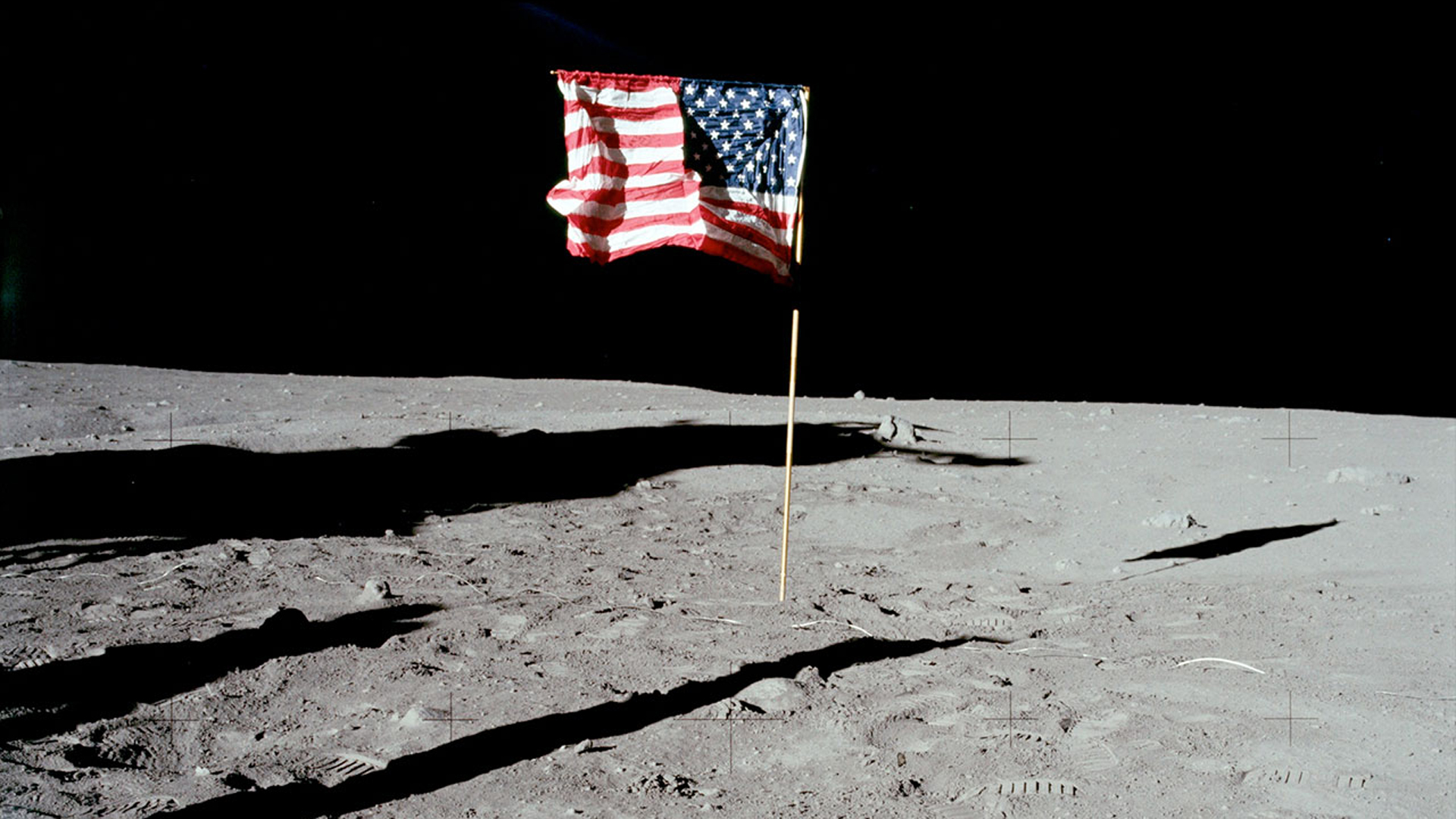 Bandera De Estados Unidos En La Luna Desde La Tierra