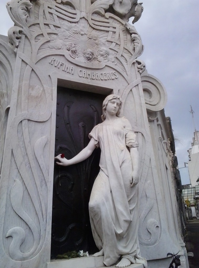 Tour Entre Las Tumbas Historias Del Cementerio De La Recoleta Infobae