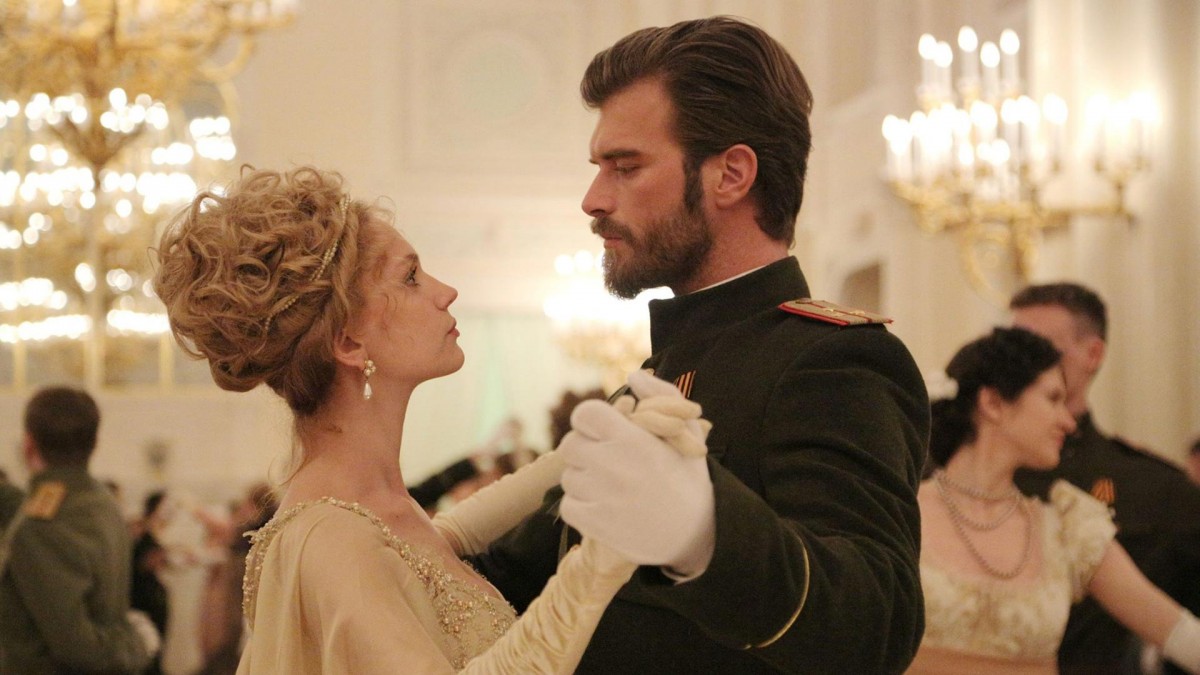 Amor Entre Ricos En Tiempos De La Revolución Rusa La Novela Turca Que