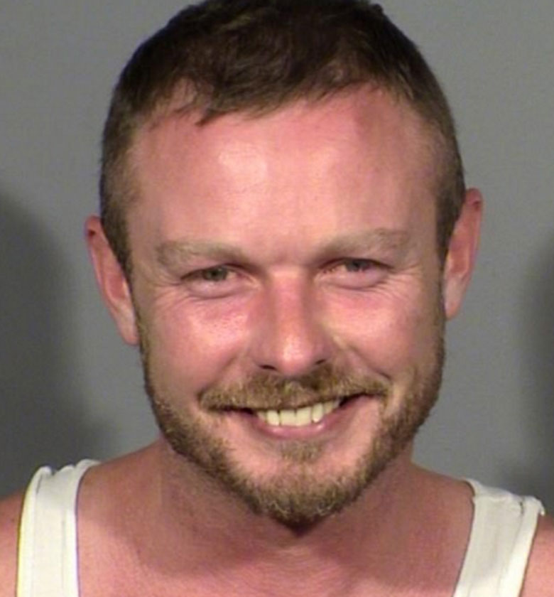 El Pánico De Britney Spears Por Un Hombre Que Irrumpió En El Escenario
