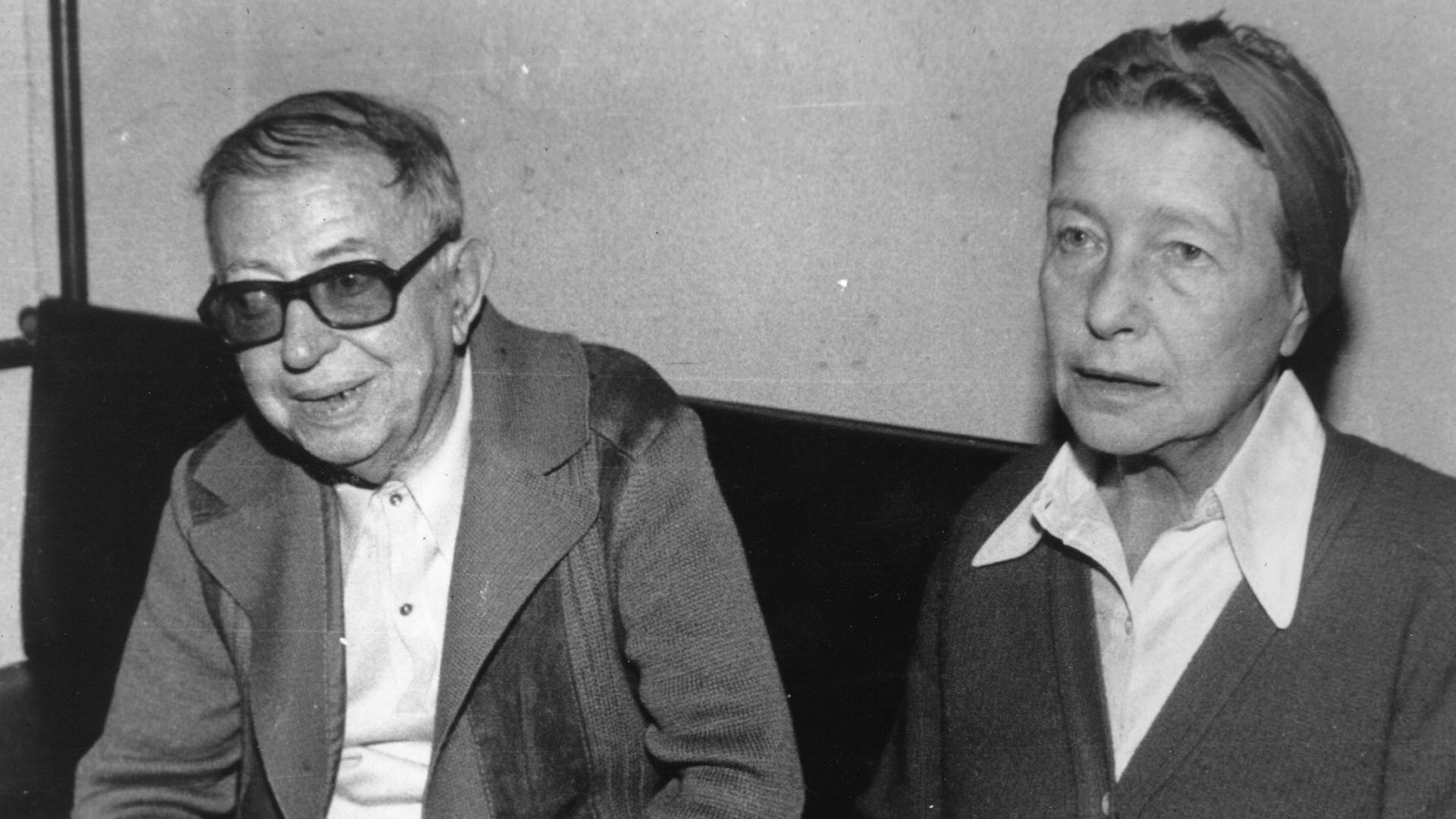Simone De Beauvoir La Mujer Que Nació Burguesa Odió A Su Clase Y