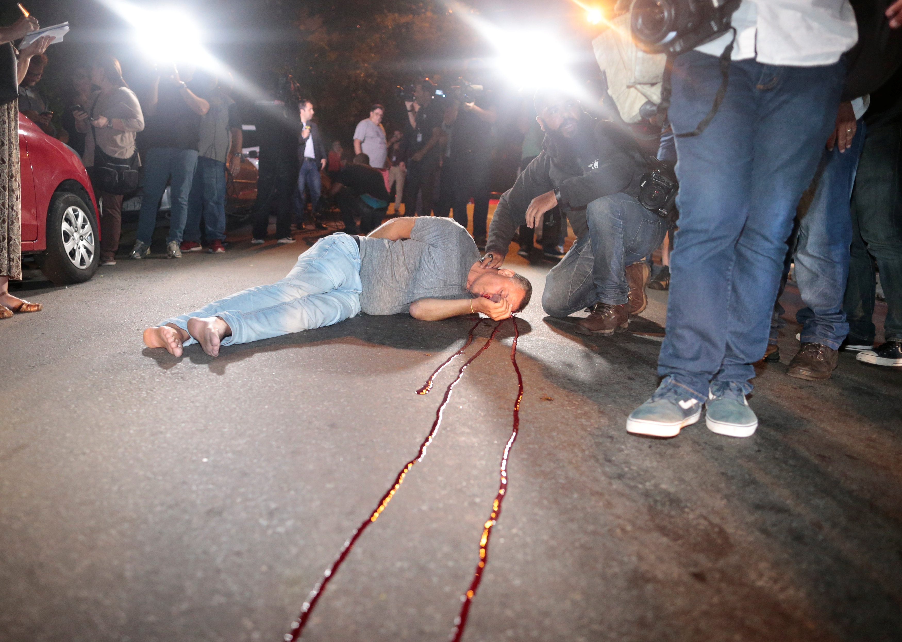 Seguidores De Lula Agredieron A Periodistas Que Cubrían Las