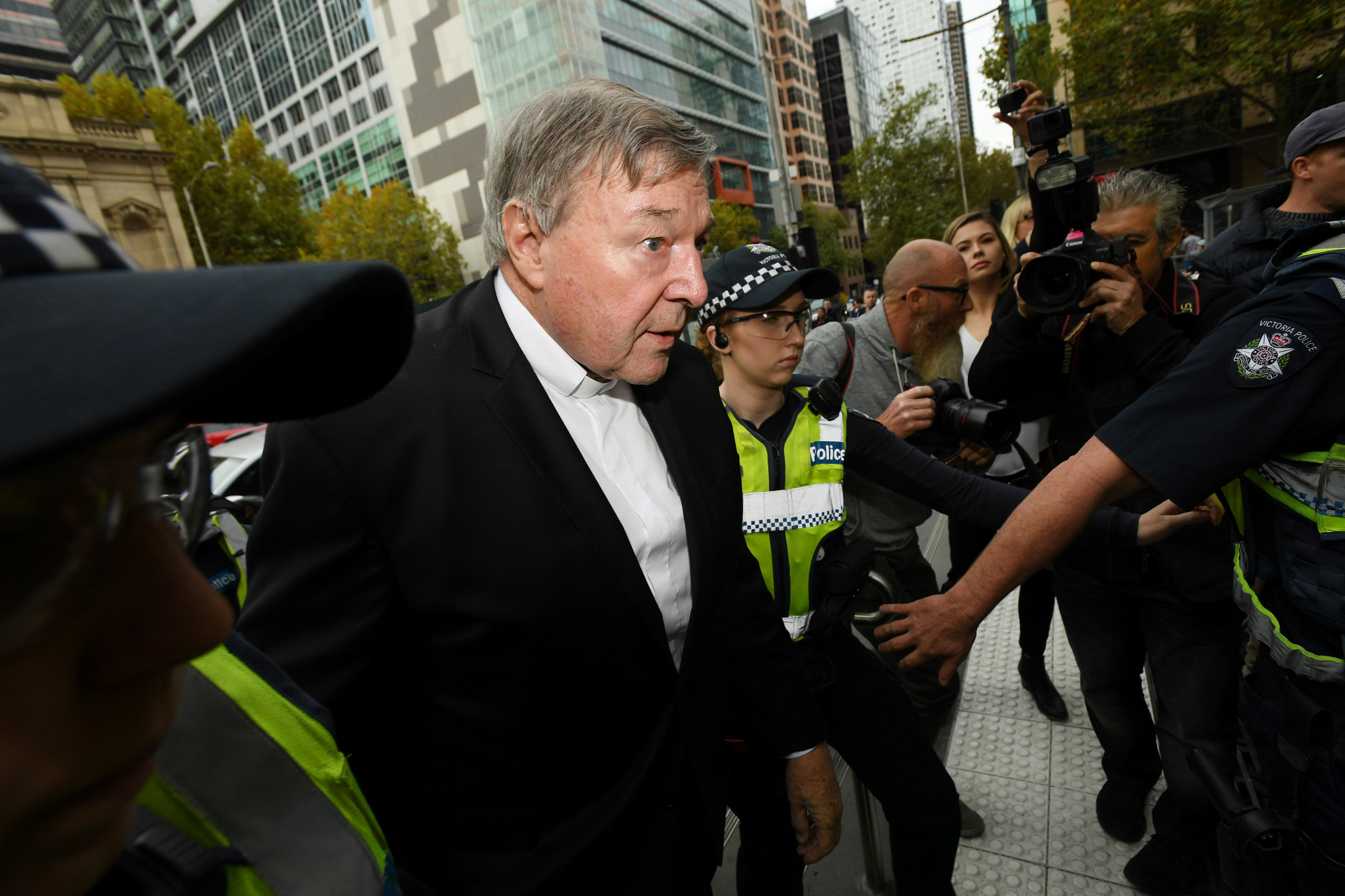 El Cardenal George Pell Fue Declarado Culpable De Abusos Sexuales A Dos