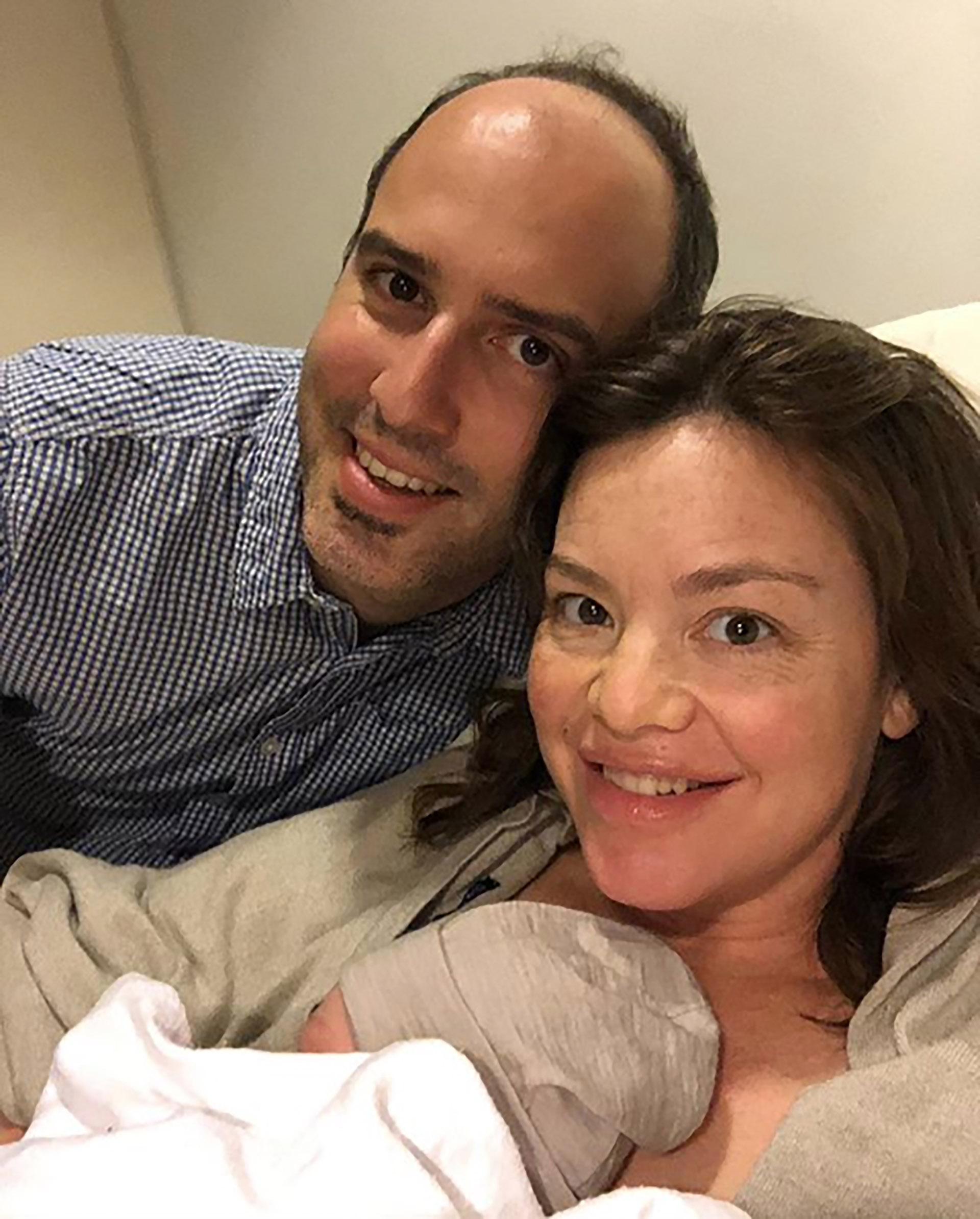Una ministra de Nueva Zelanda llegó al hospital a dar a luz a su primer ...