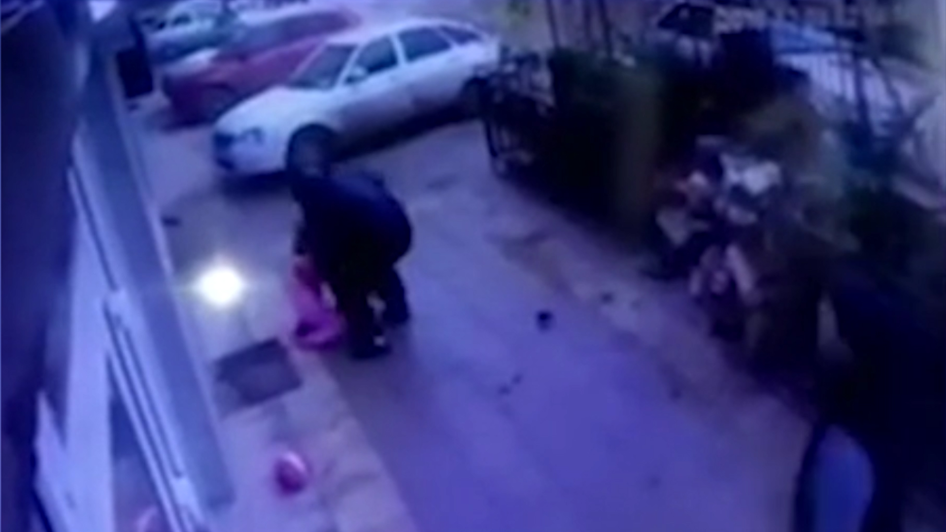 Una Niña De Cinco Años Cayó De Un Quinto Piso En Rusia Y Se Salvó De