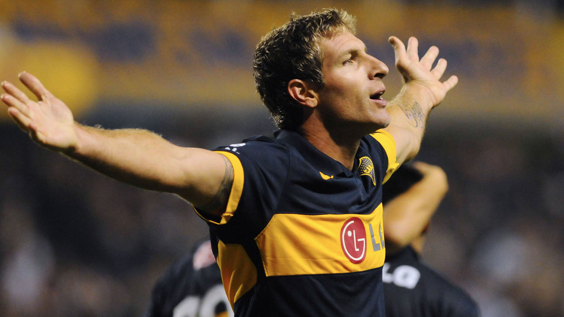 Are white Cubans darkerr more exotic looking than white Argentinians ...