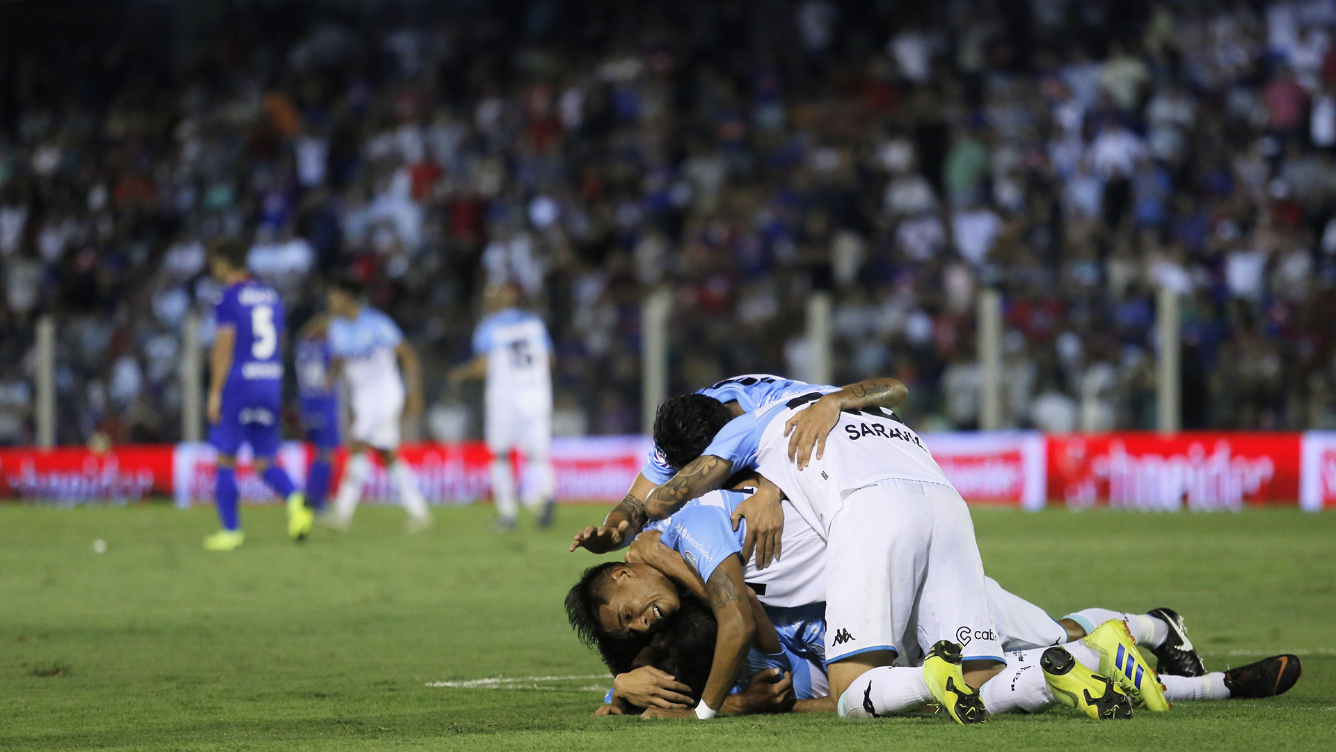 Racing Firme En El Podio Y Más Lejos De Independiente Así Está La