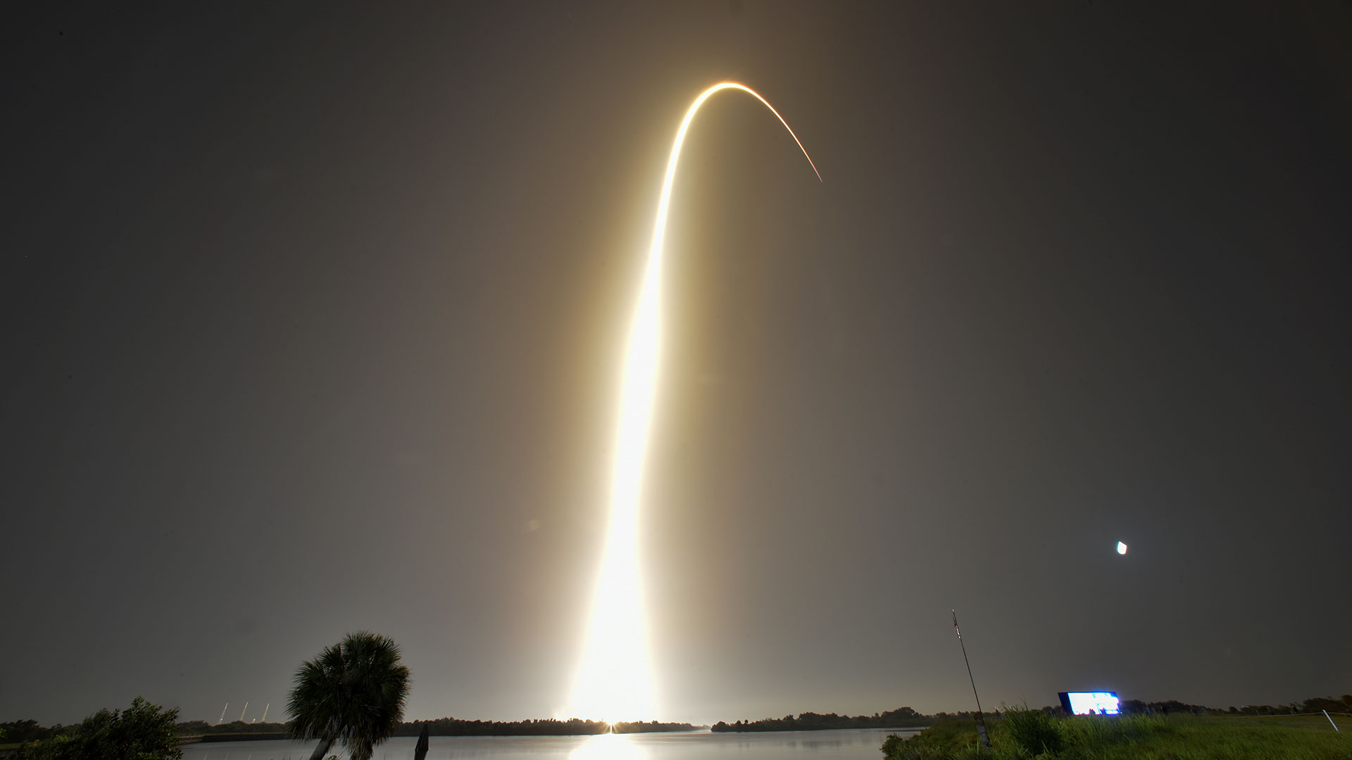 Así Fue El Lanzamiento De Spacex Llevó Al Espacio 24 Satélites Y Las
