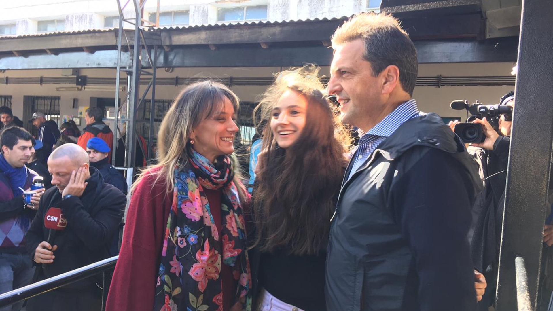 Las Hijas De Sergio Massa María Eugenia Vidal Horacio Rodríguez