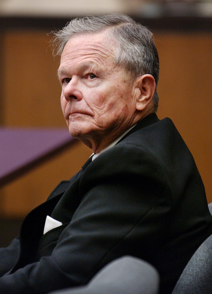 After Whitey Bulger, a look at notorious criminals killed behind bars