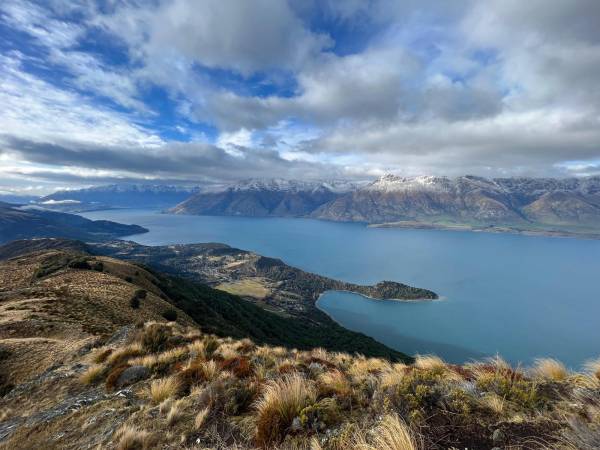 Design project for Glen Tui Eco House in New Zealand | Arcbazar