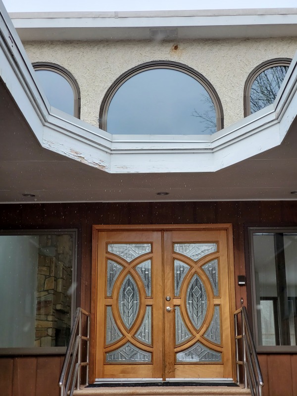 Design project for Design of an Enclosed Atrium that Serves as a Foyer ...