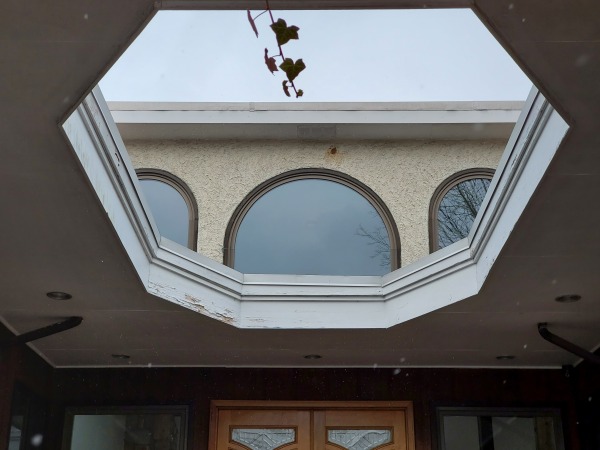 Design project for Design of an Enclosed Atrium that Serves as a Foyer ...