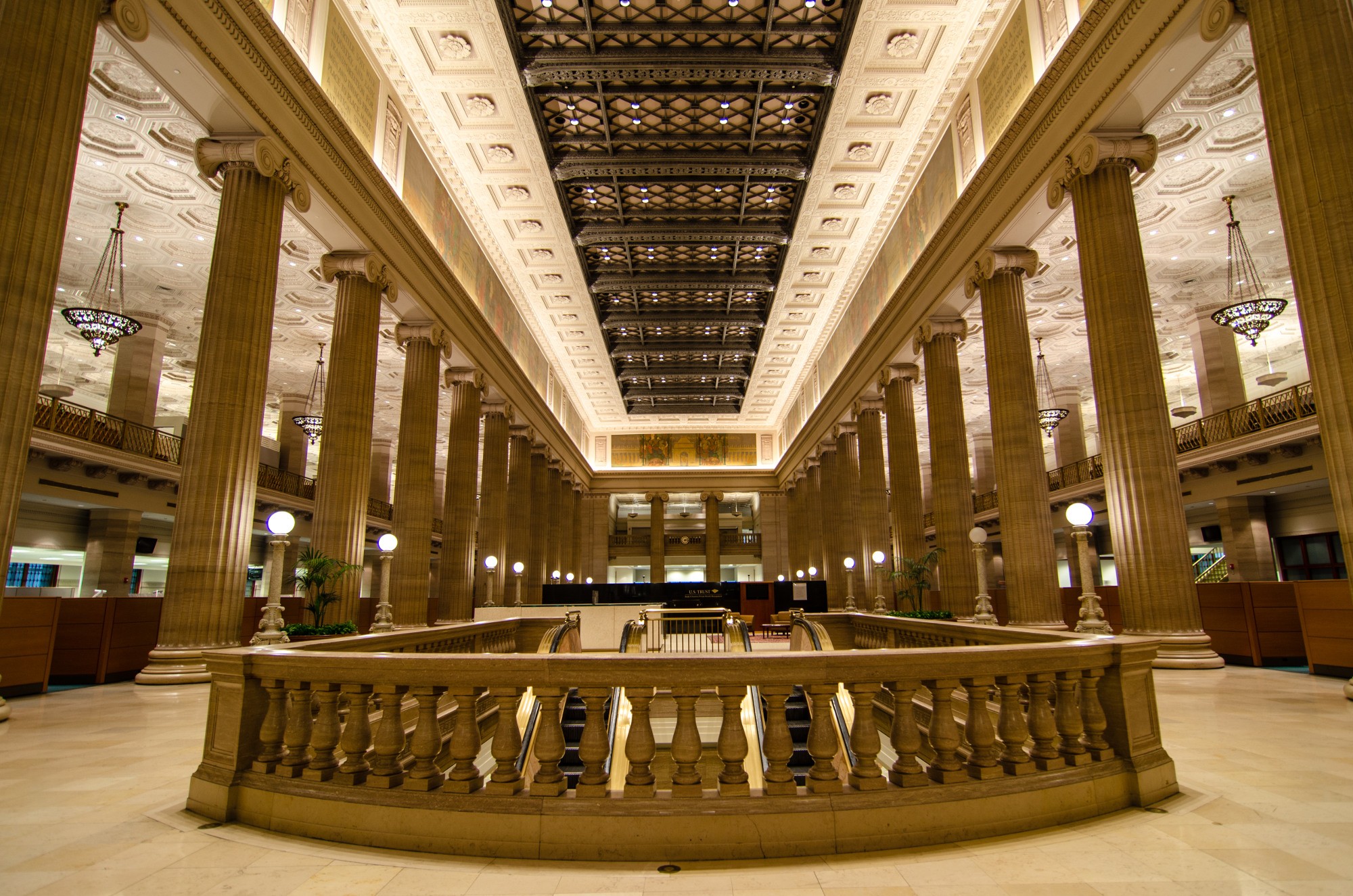 231 S. LaSalle (Wintrust Bank Building) · Sites · Open House Chicago