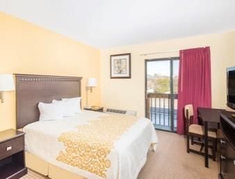 Colchester Hotel Coupons for Colchester, Vermont - FreeHotelCoupons.com