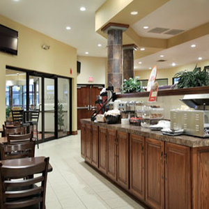 Discount Coupon for Holiday Inn in Lima, Ohio - Save Money!