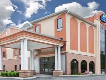 Discount Coupon for Days Inn & Suites Murfreesboro in Murfreesboro ...