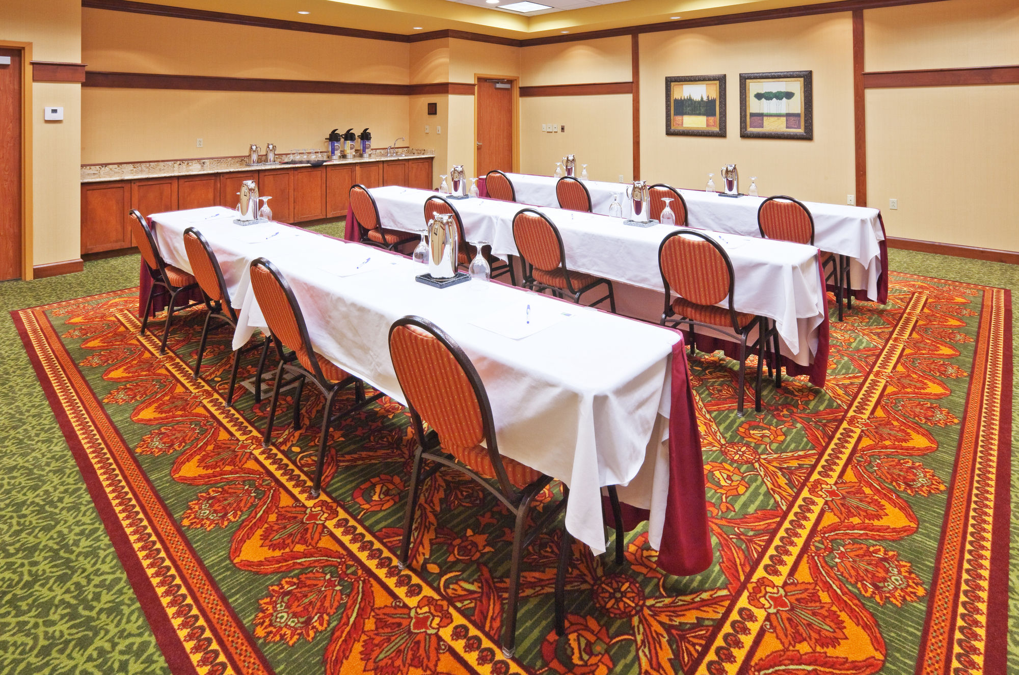 Discount Coupon for Holiday Inn Express Hotel & Suites Springfield in ...